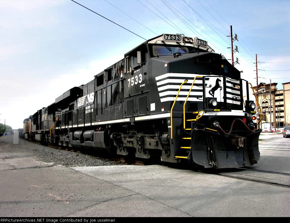 NS 7533